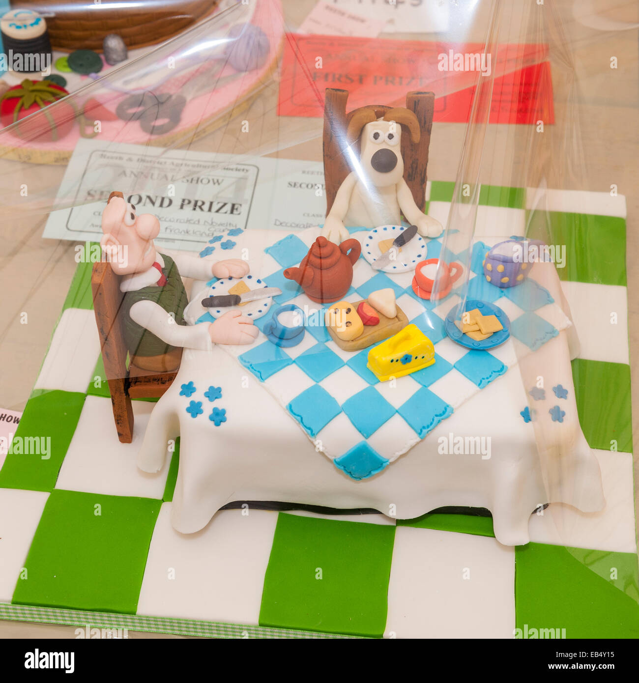 Cake competition hi-res stock photography and images - Alamy