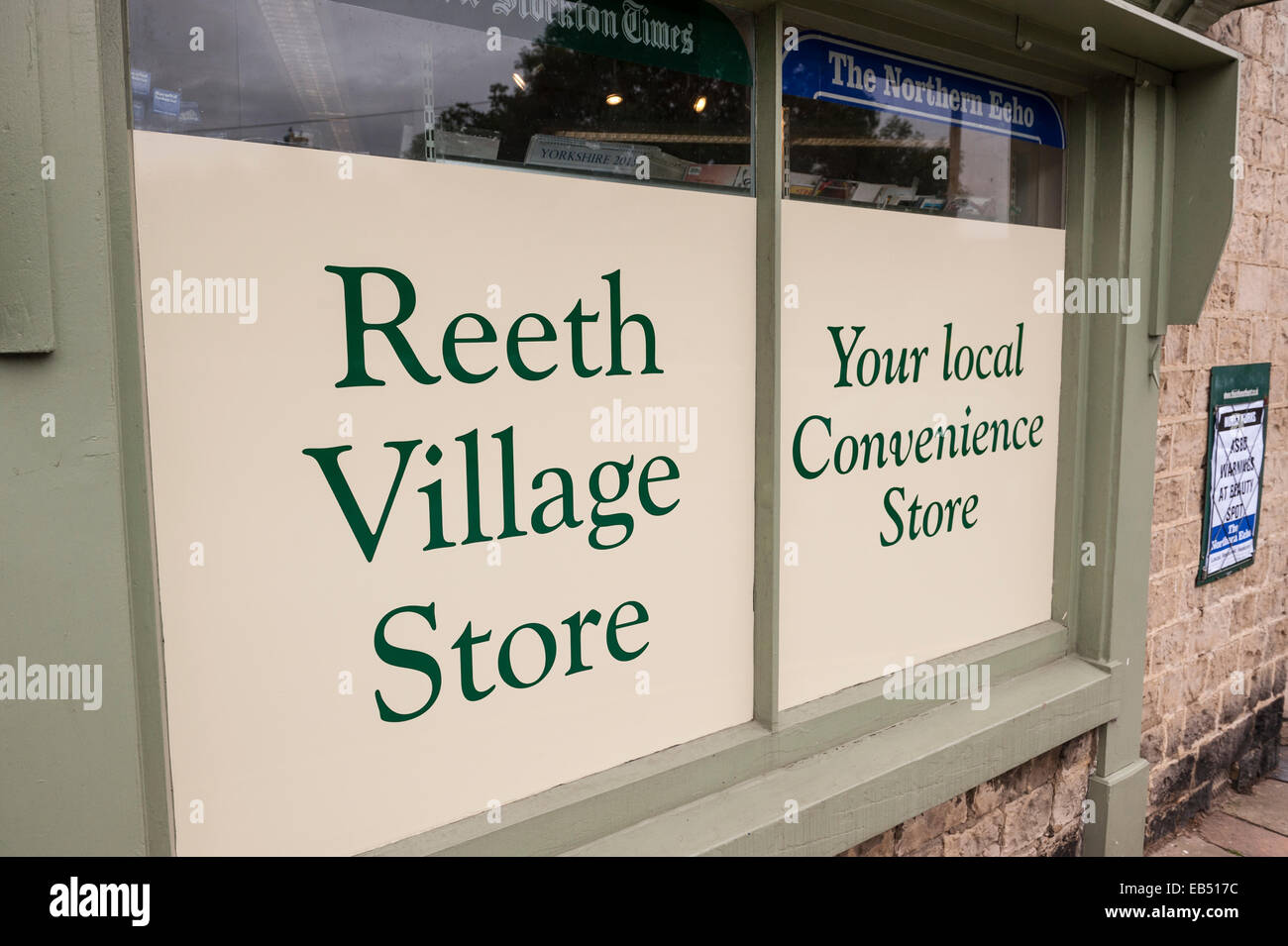 English village shop signs hi-res stock photography and images - Alamy