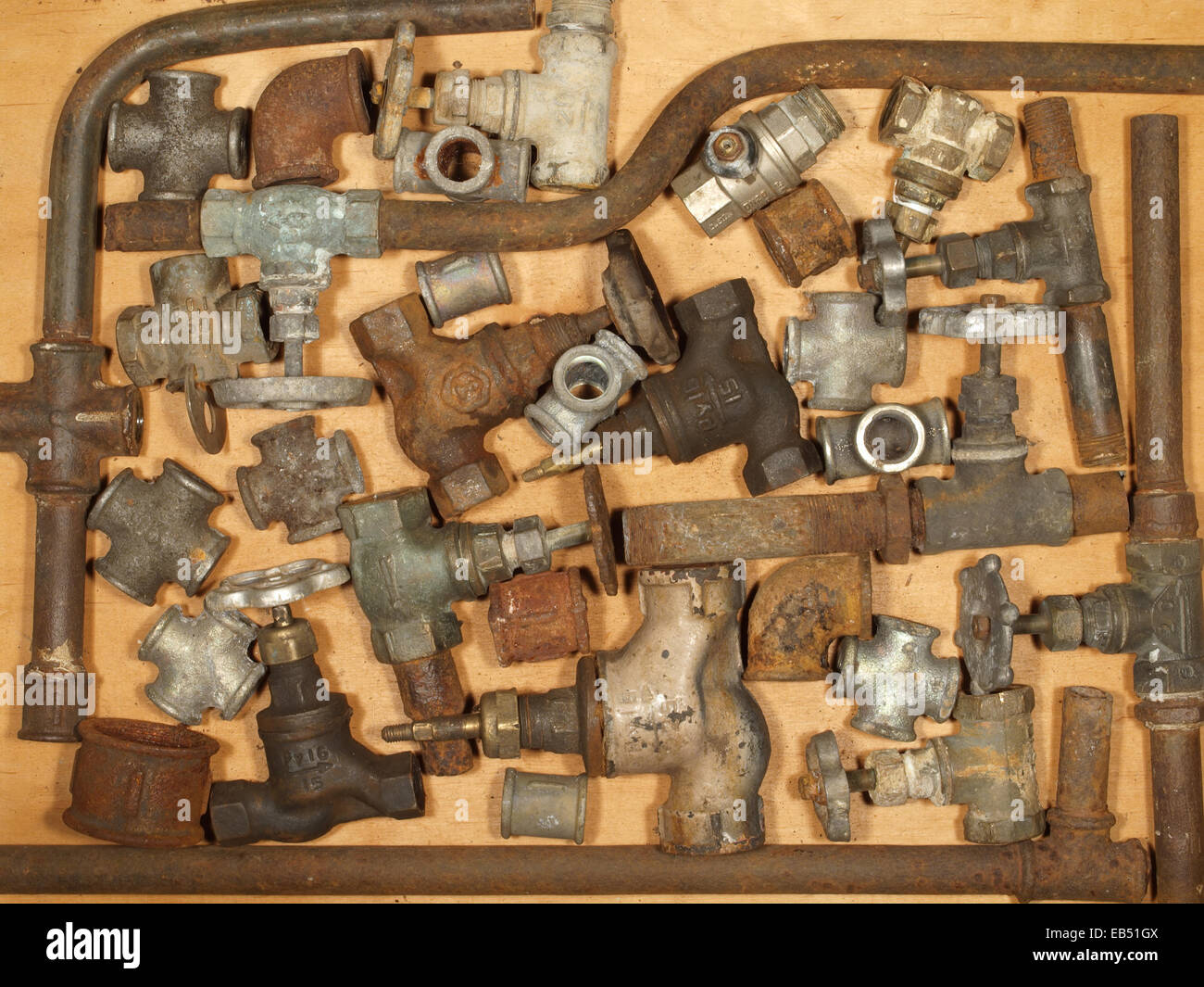 Valves and pipe fittings hi-res stock photography and images - Alamy