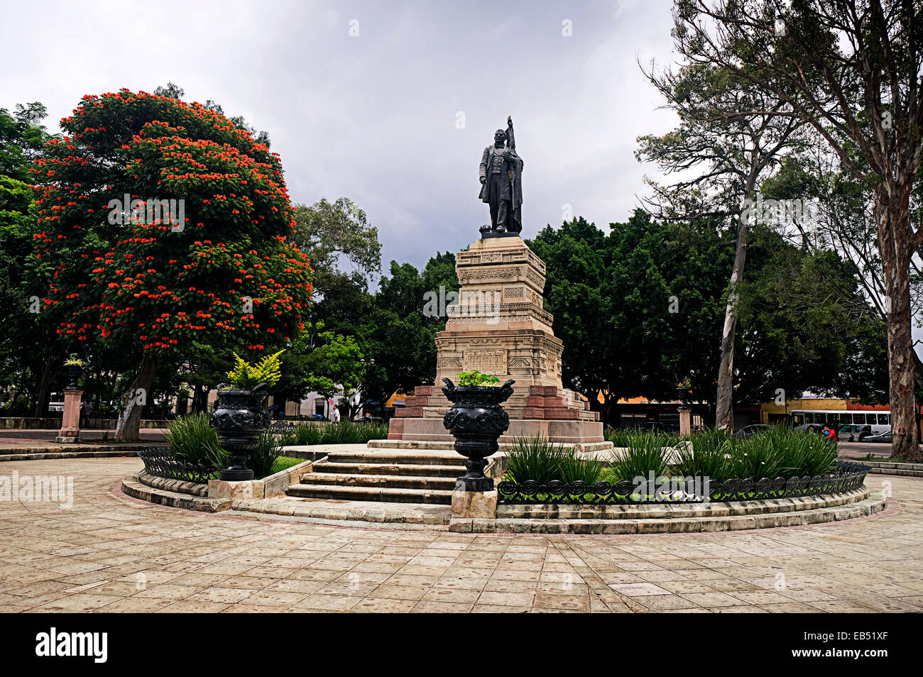 Benito juarez llano park oaxaca mexico hi-res stock photography and ...