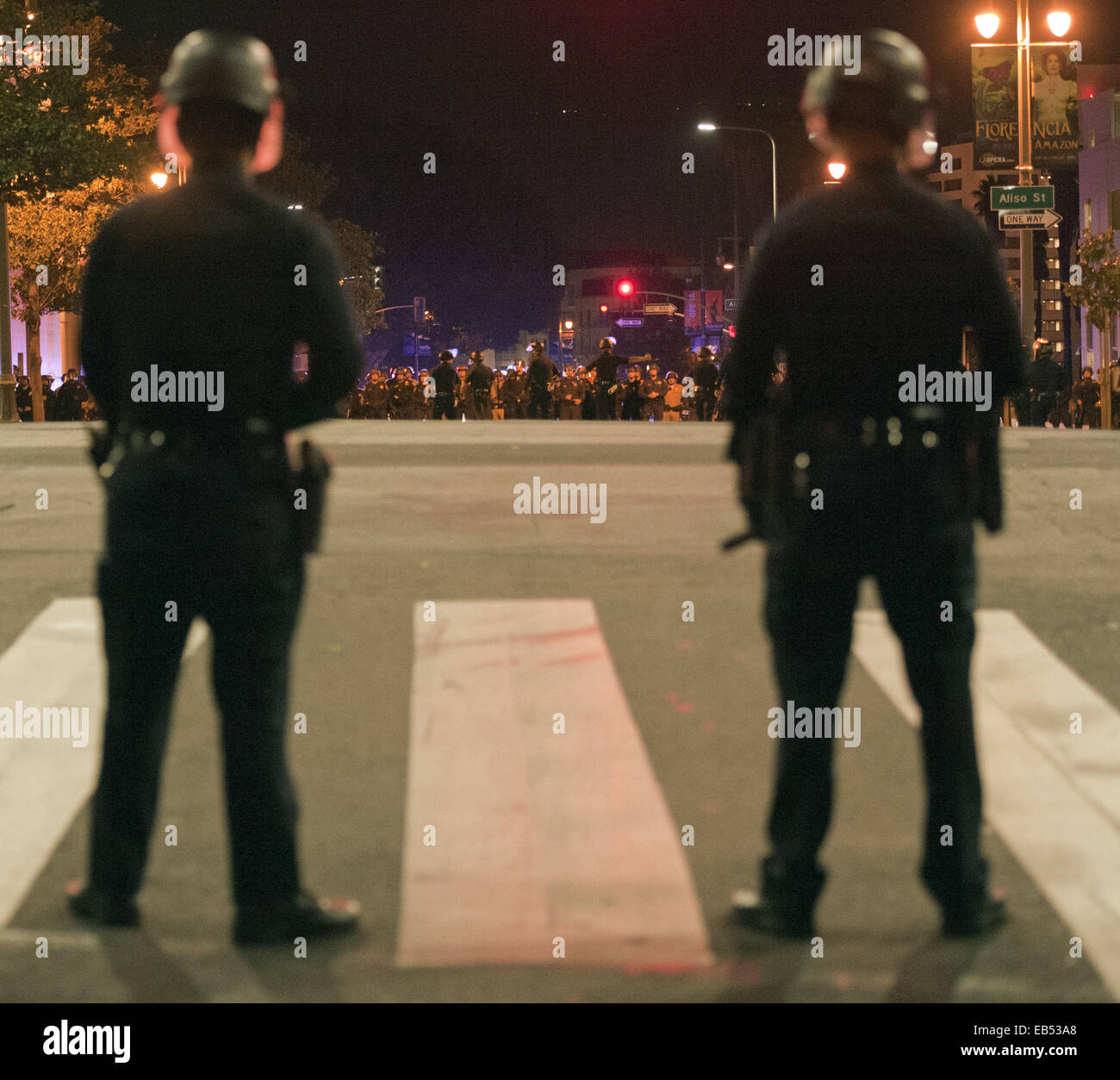 Shooting two stand off hi-res stock photography and images - Alamy