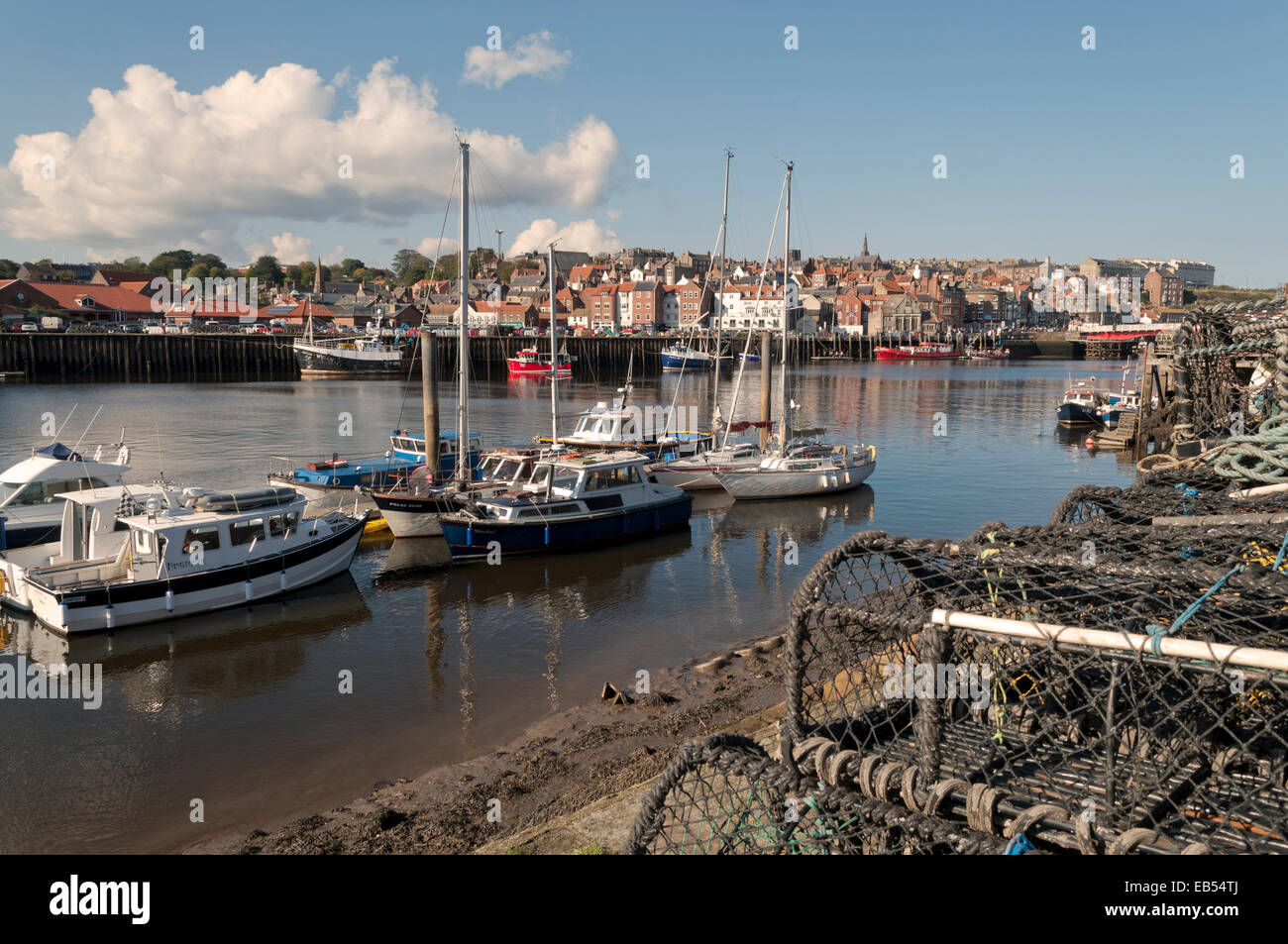 Whitby harbour boats hi-res stock photography and images - Alamy Whitby harbour boats hi-res stock photography and images - Alamy