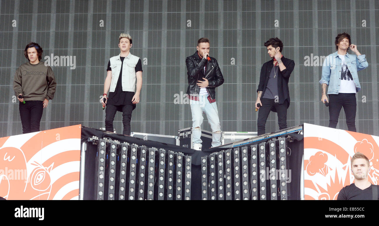 Harry styles radio 1's big weekend hi-res stock photography and images ...