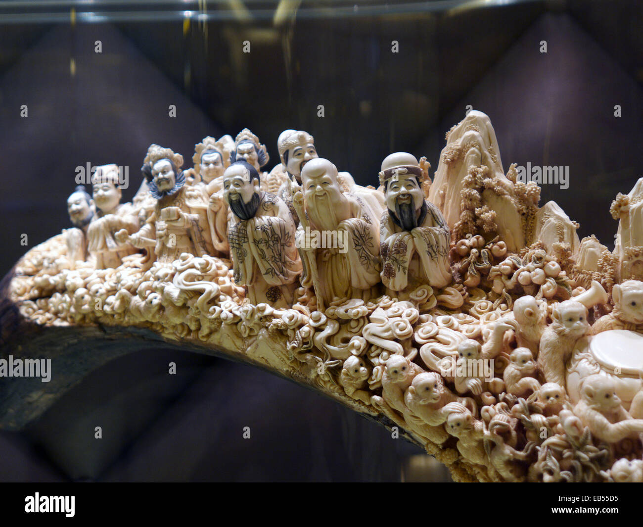 Mammoth tusk hi-res stock photography and images - Alamy