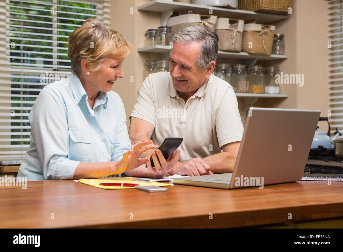 Married couple bills receipts hi-res stock photography and images - Alamy