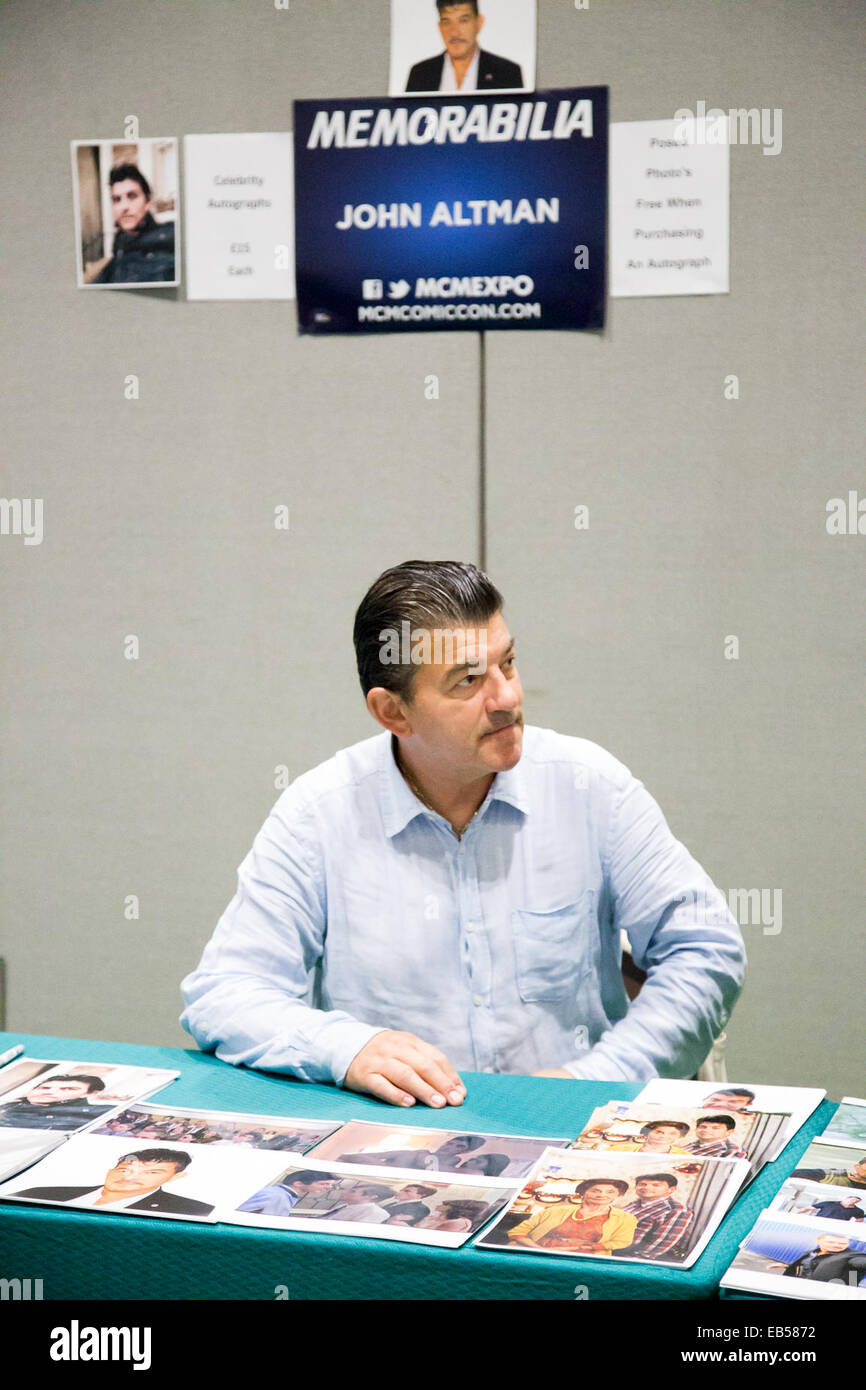 Celebs have been charging up to £20 per autograph at Londons Comic Con ...