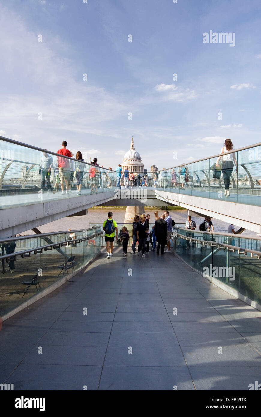 London 20 Aug 2013 : The Millennium Bridge busy with pedestrians ...