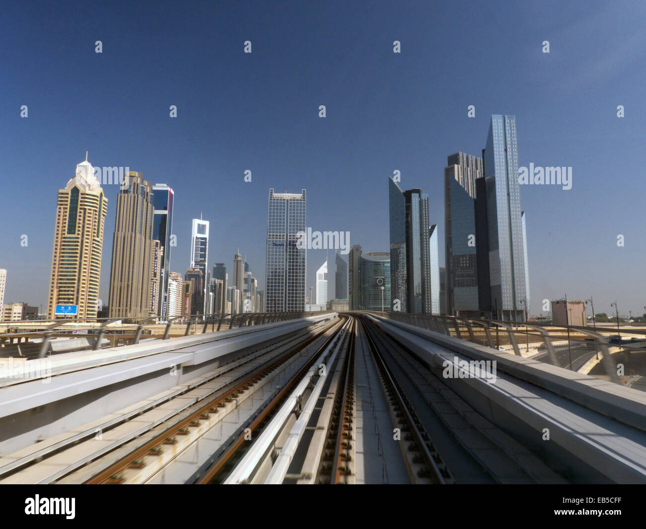 UAE Dubai elevated Metro Railway n Skyline Metropolis Stock Photo - Alamy