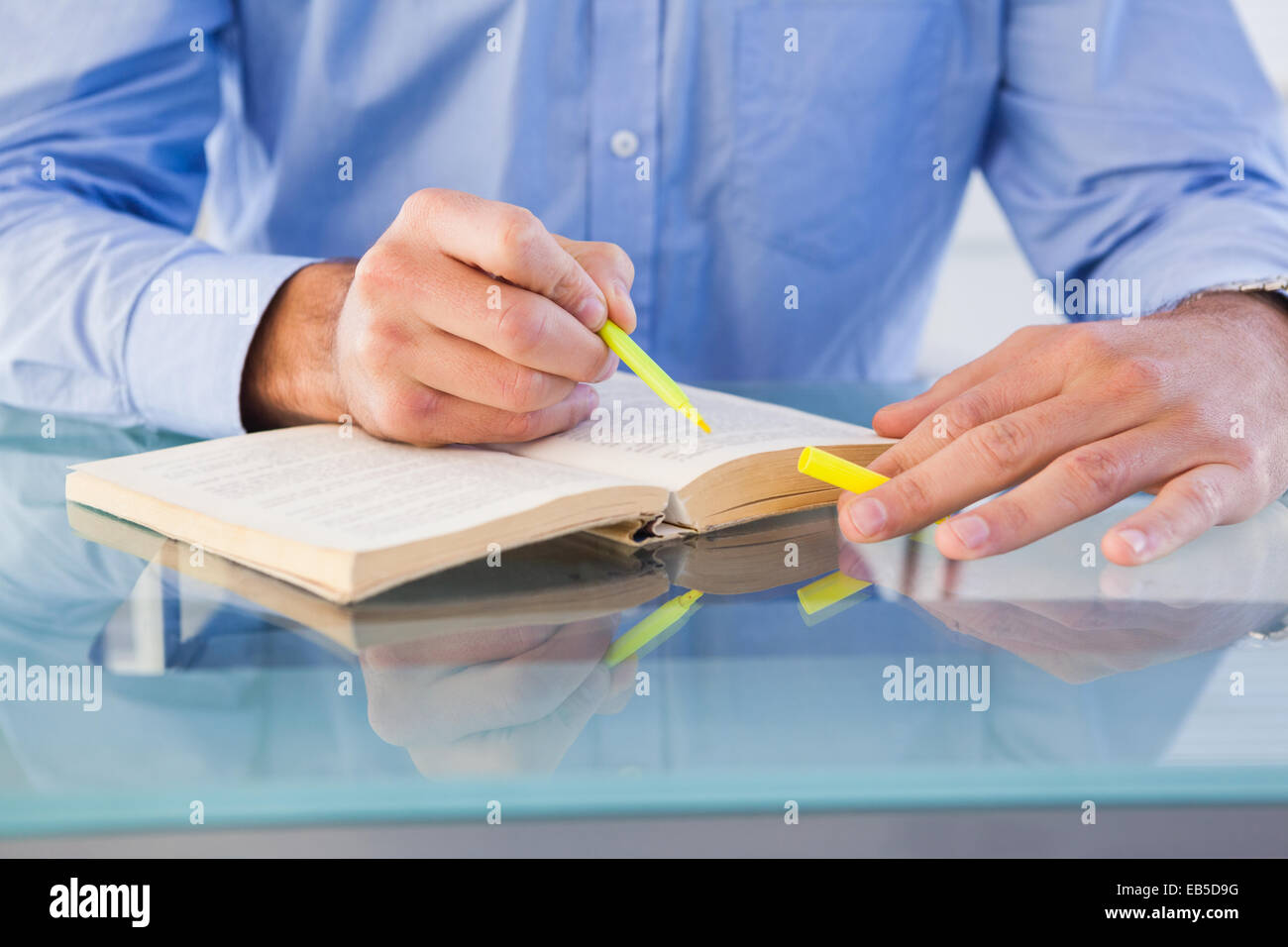 Professional highlighting book hi-res stock photography and images - Alamy