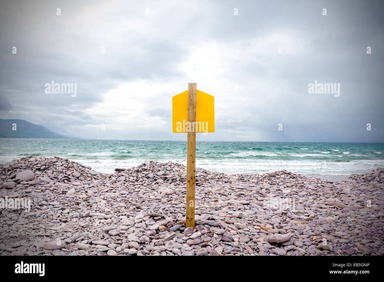 Floater rock hi-res stock photography and images - Alamy