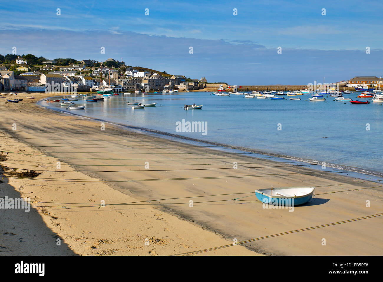 Isles scilly scenic beach sea hi-res stock photography and images - Alamy