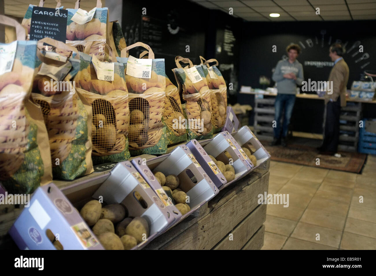 The Worlds first pop-up potato shop in Amsterdam, Holland, Pieper ...