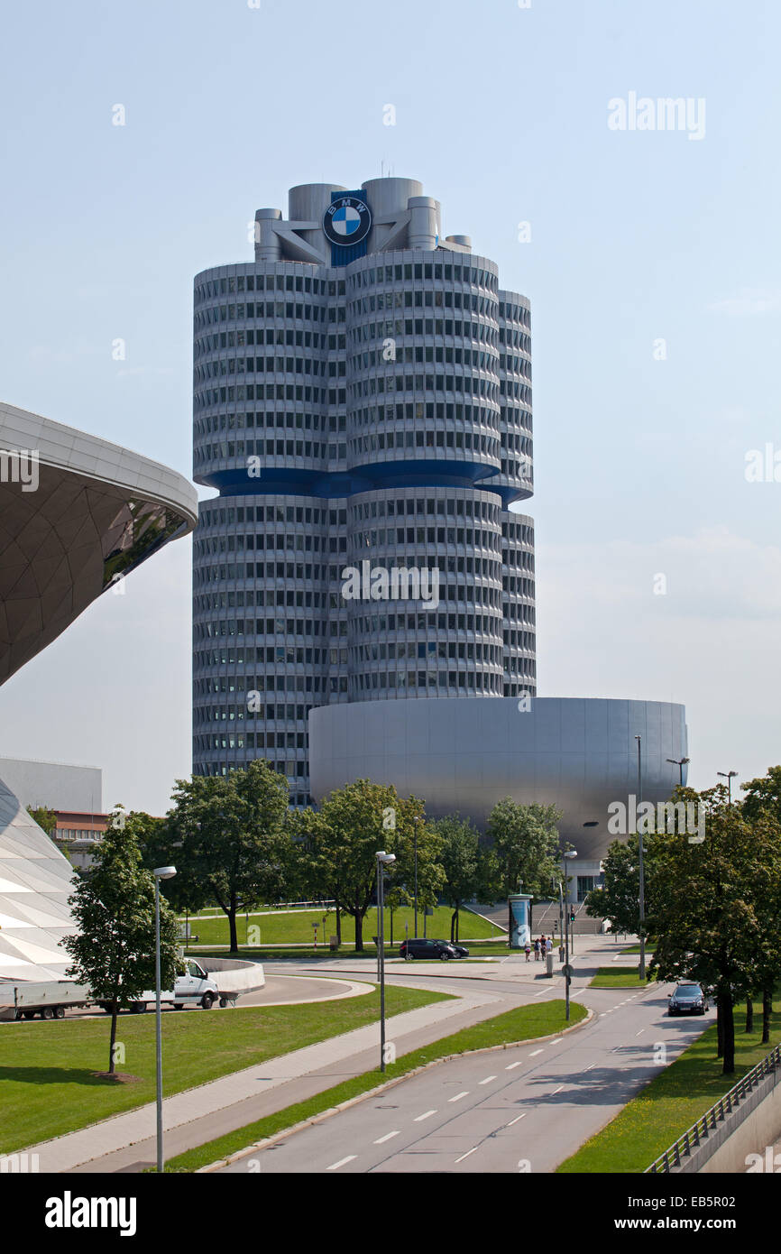 Bmw office hi-res stock photography and images - Alamy