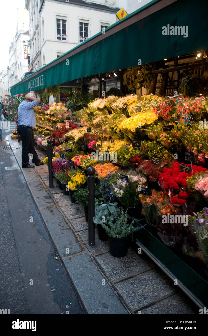 Parisian Flower Stall Stock Photo - Alamy