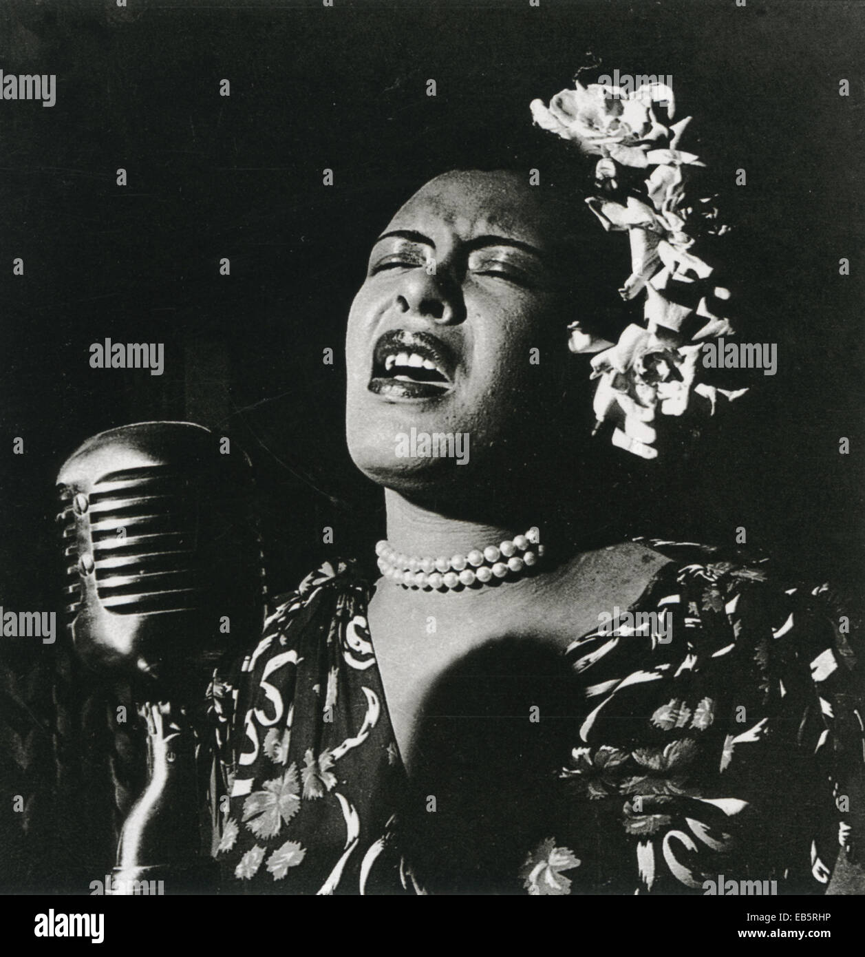 BILLIE HOLIDAY (1915-1959) American jazz singer about 1945 Stock Photo ...