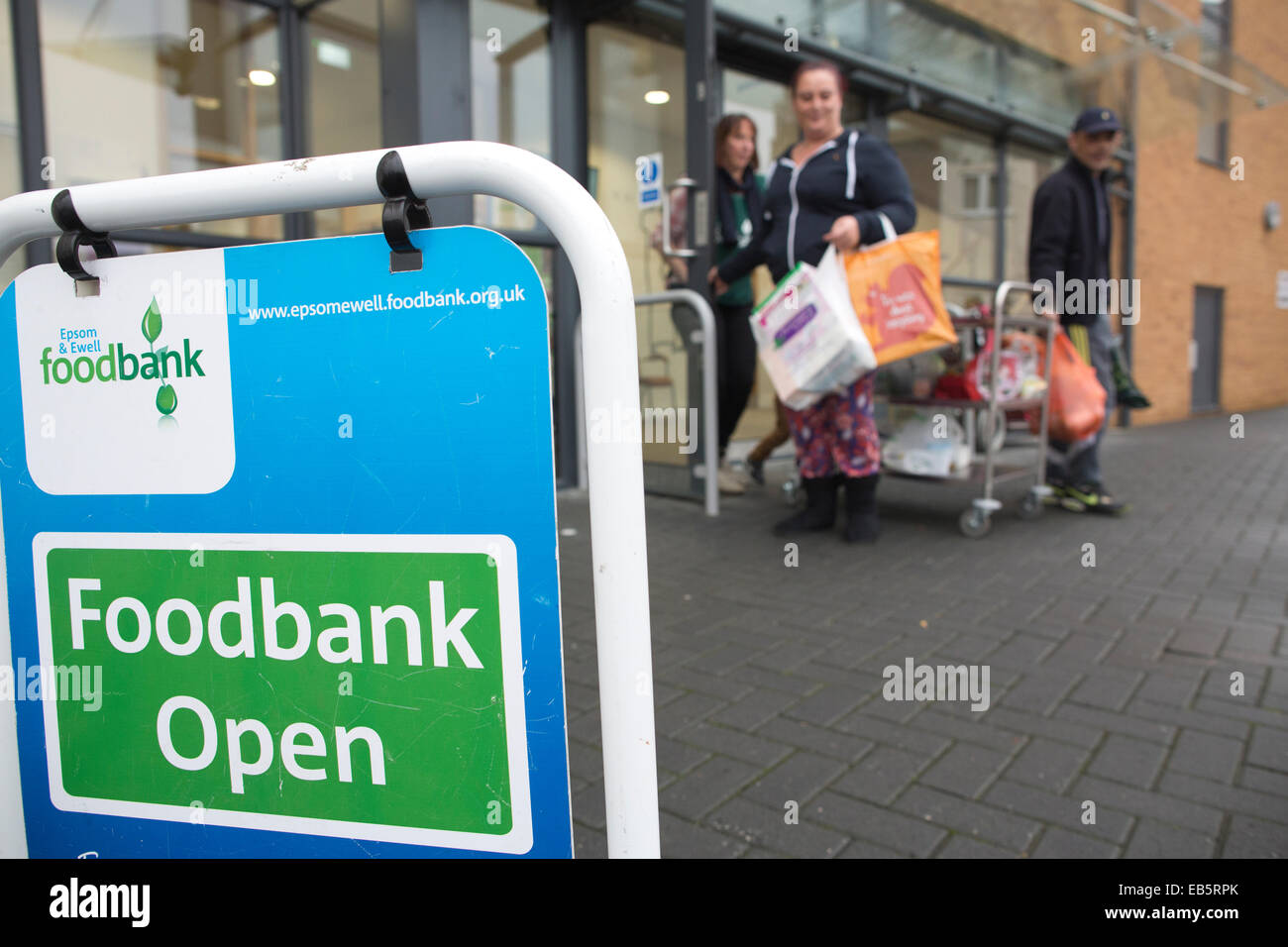 Epsom and Ewell Foodbank, food donations for families suffering from ...