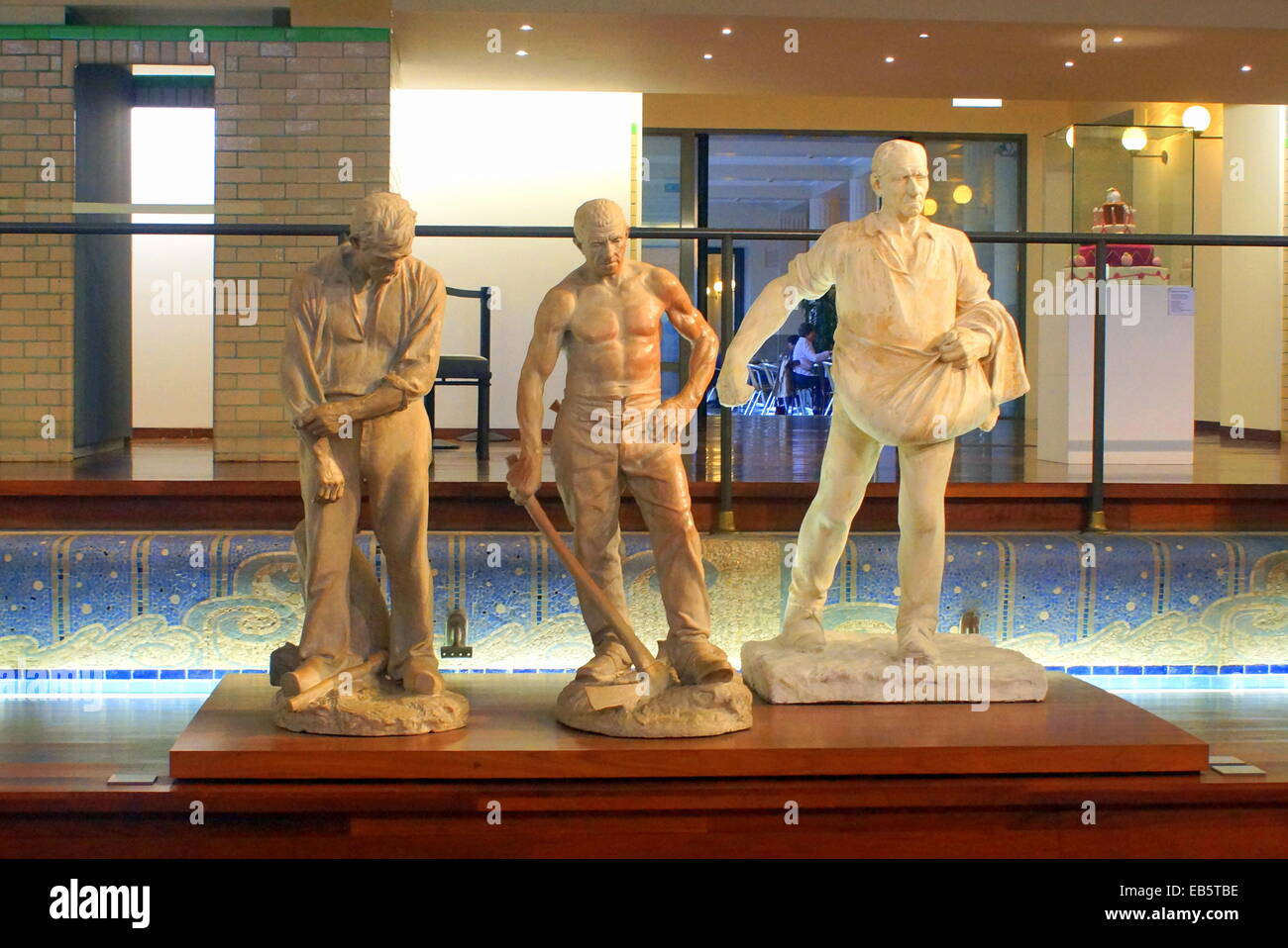 La Piscine Museum La Piscine (French for "the swimming pool") is a ...