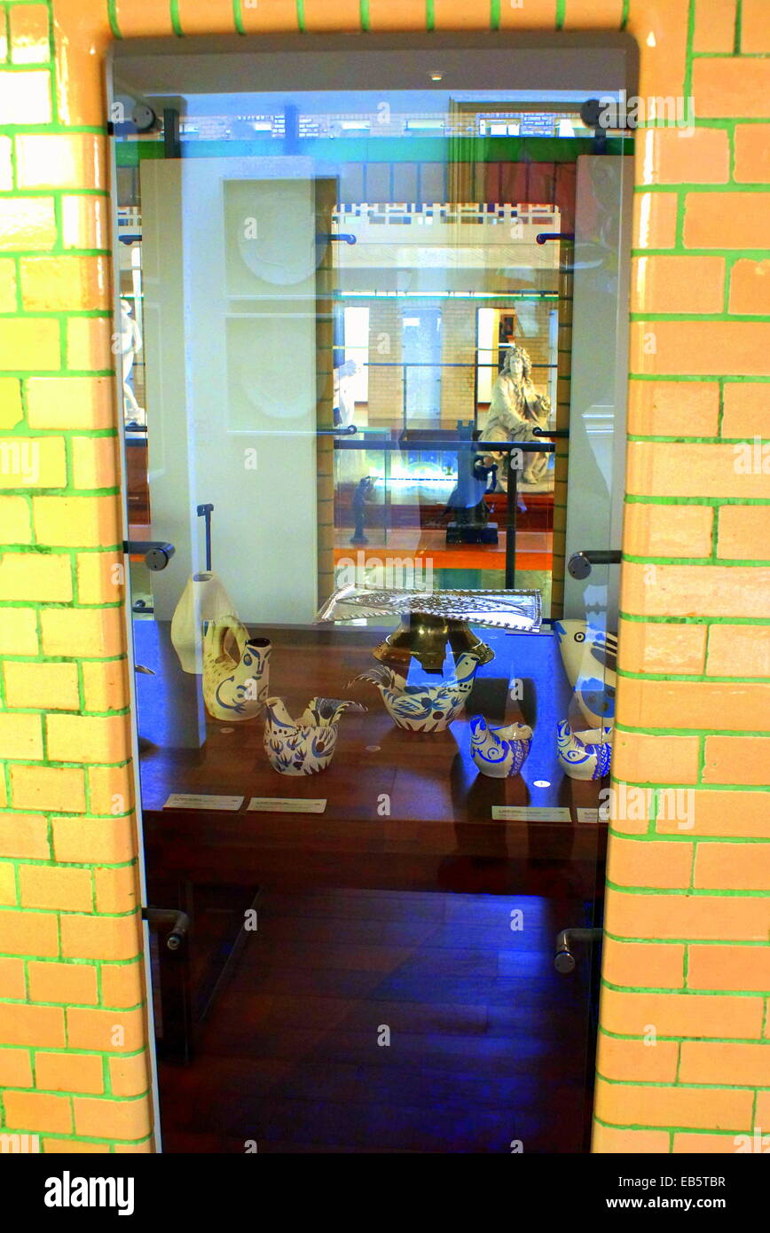 La Piscine Museum La Piscine (French for "the swimming pool") is a ...