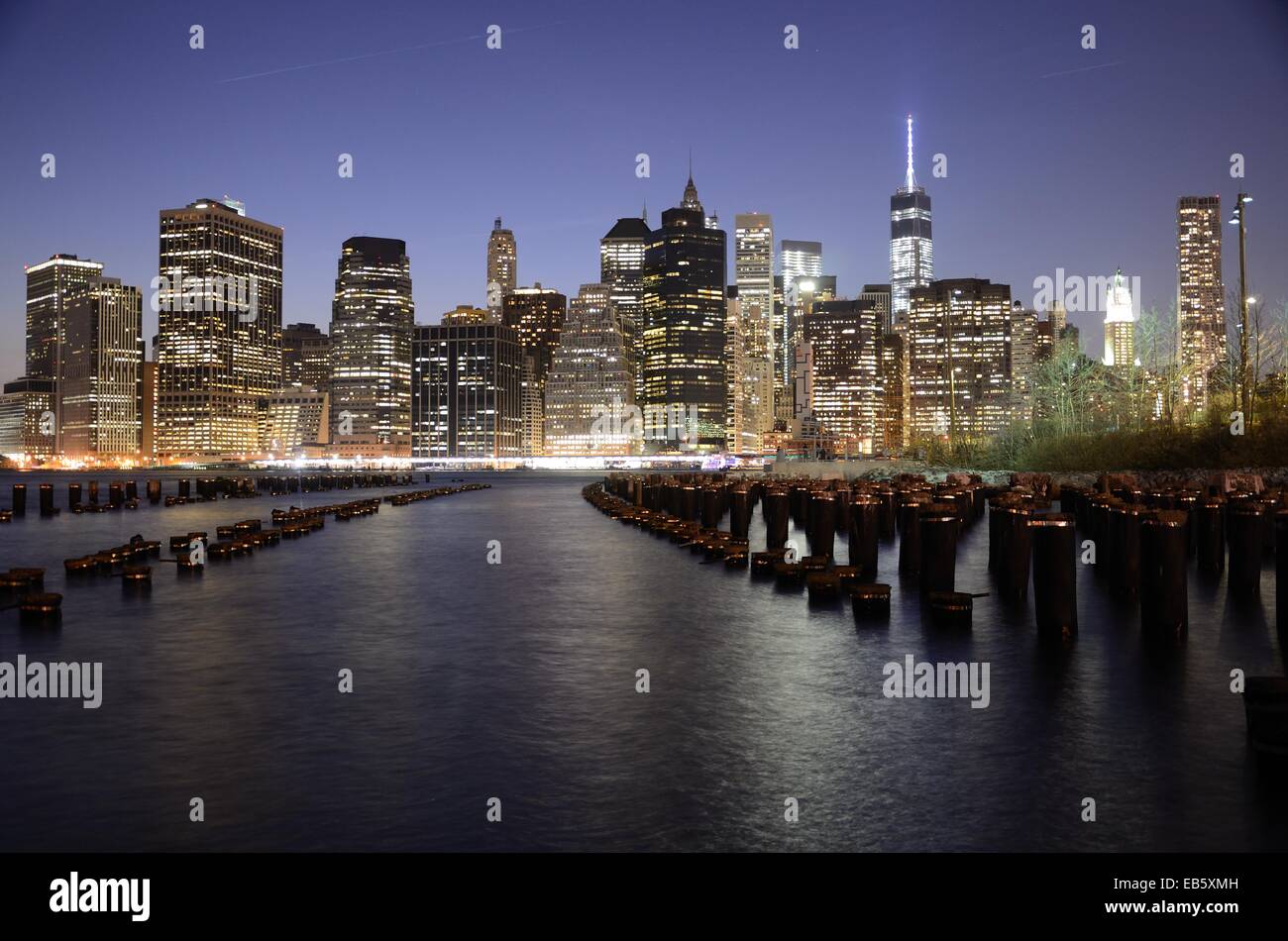 Old Pier from Brooklyn Bridge Park Stock Photo - Alamy