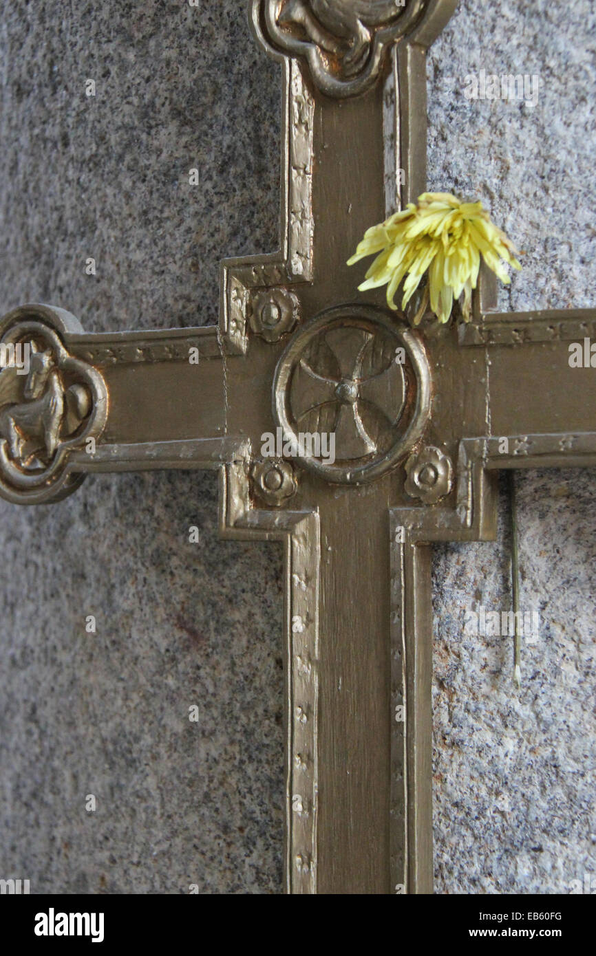 Flore cross hi-res stock photography and images - Alamy