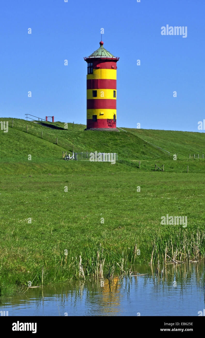 Leuchtturm von Pilsum Stock Photo - Alamy