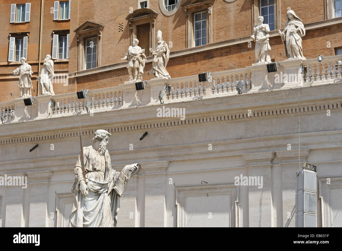 St paul basilica and st paul statue High Resolution Stock Photography ...