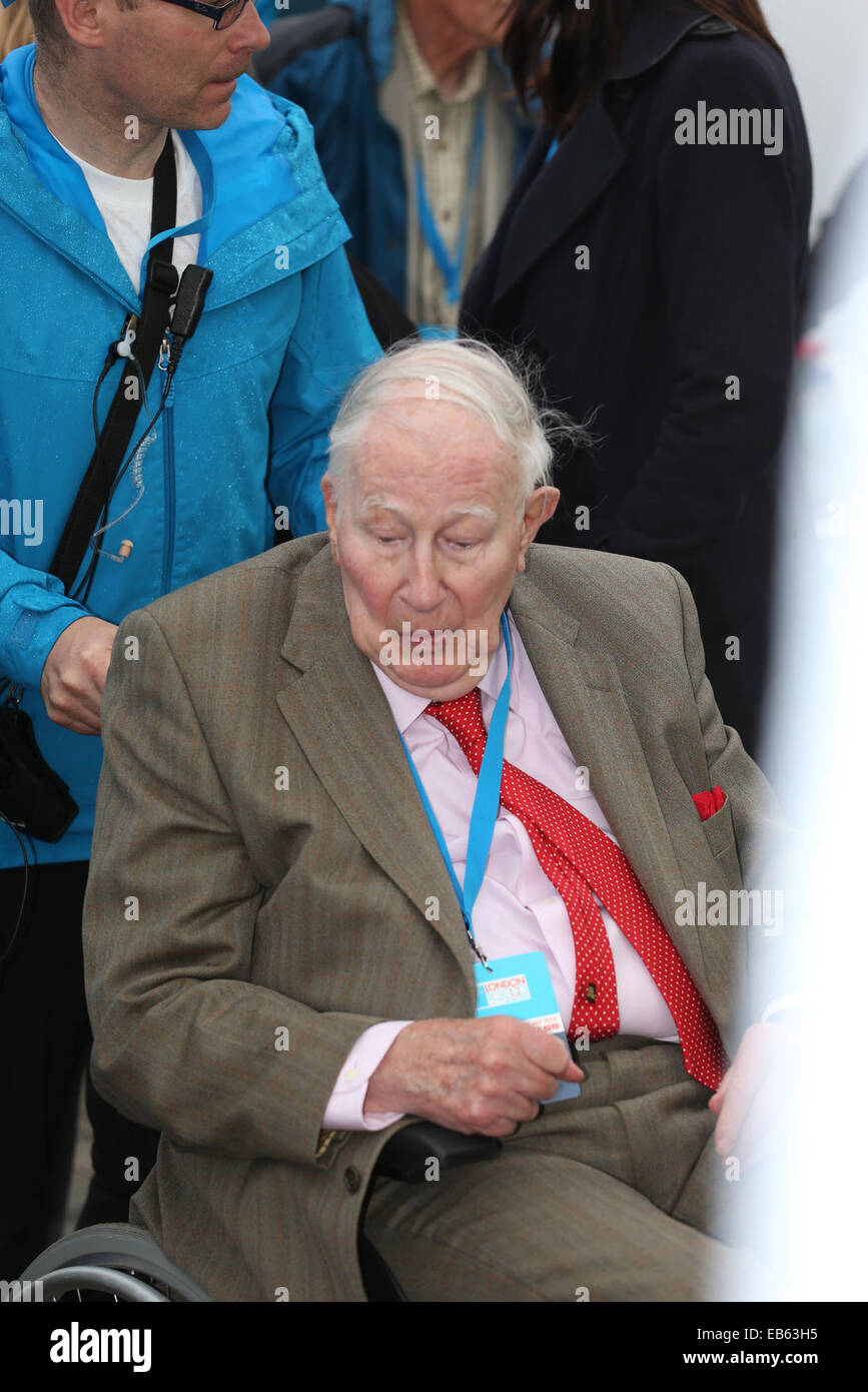 Starting line at the Bupa Westminster Mile, which includes senior men's ...