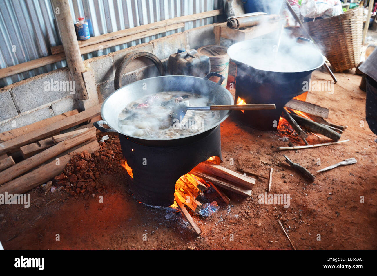 Traditional hmong kitchen hi-res stock photography and images - Alamy