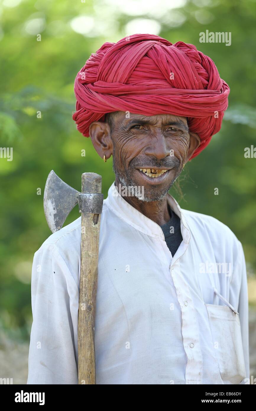 Indian man hi-res stock photography and images - Alamy