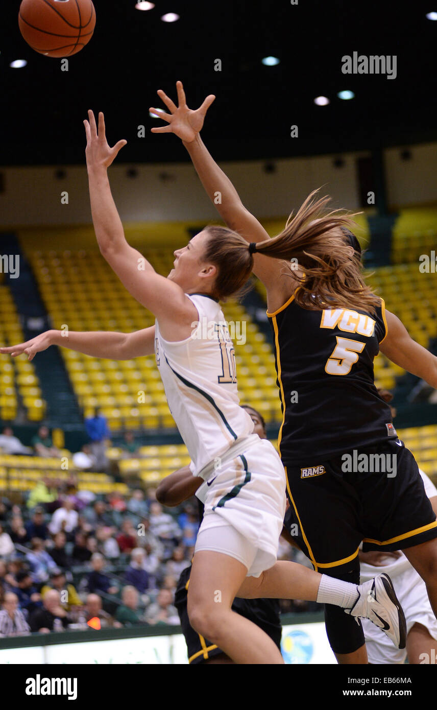 Williamsburg, VA, USA. 26th Nov, 2014. 20141126 - William and Mary ...