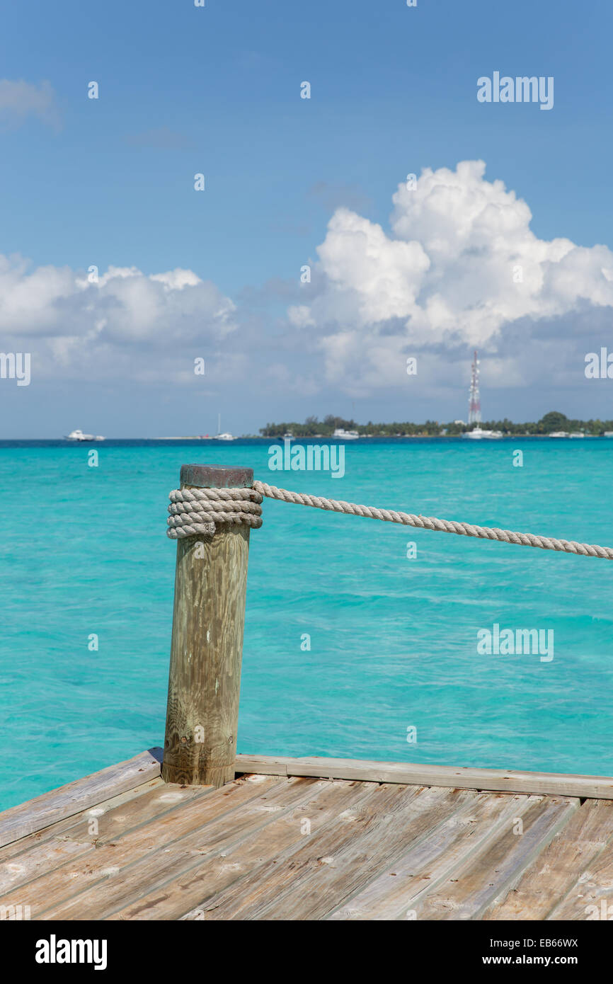 Jetty on maldivian island maldives hi-res stock photography and images ...