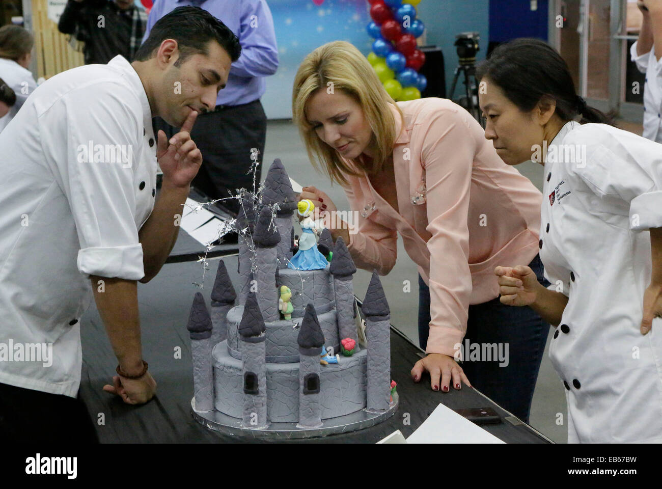 Disney themed cakes hi-res stock photography and images - Alamy