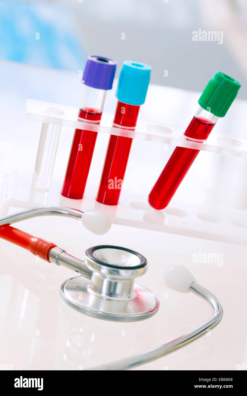 Blood analysis device hi-res stock photography and images - Alamy