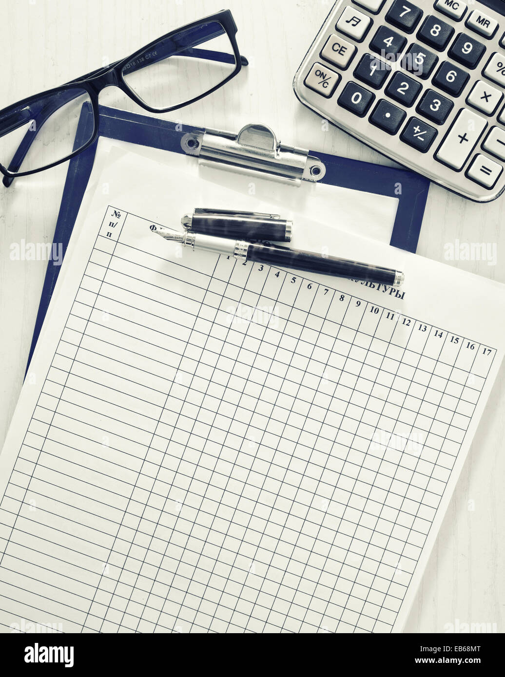 Leather notebook and pen in the White background Stock Photo - Alamy