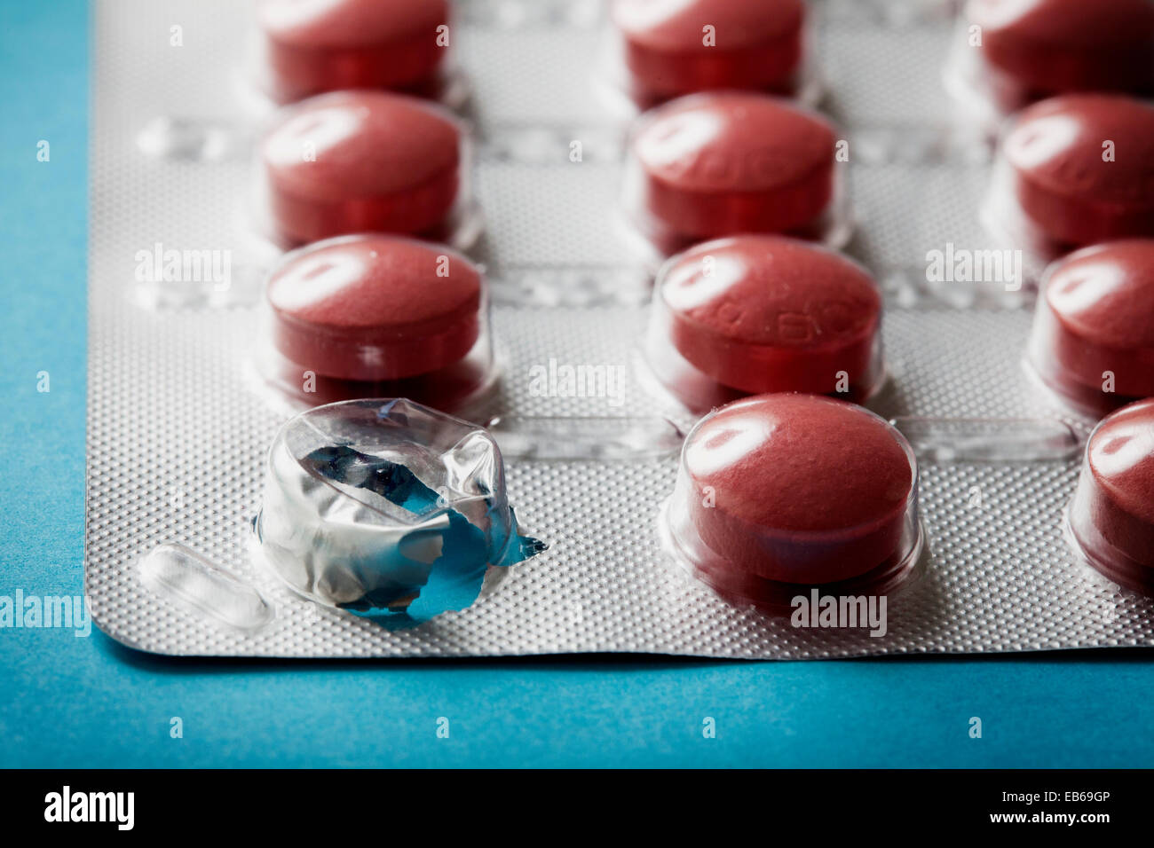 Reddish drugs hi-res stock photography and images - Alamy