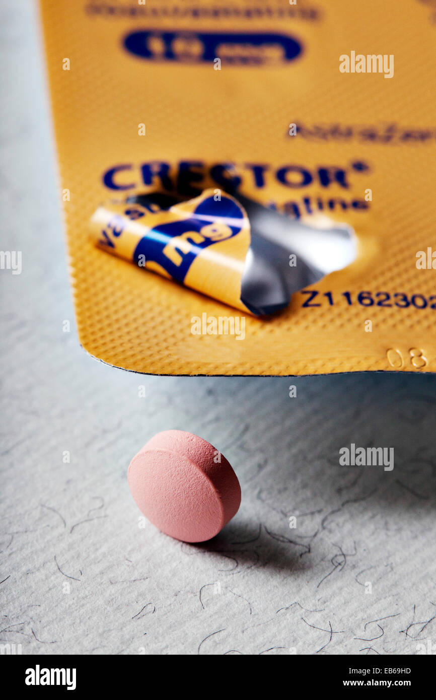 Rosuvastatin hi-res stock photography and images - Alamy