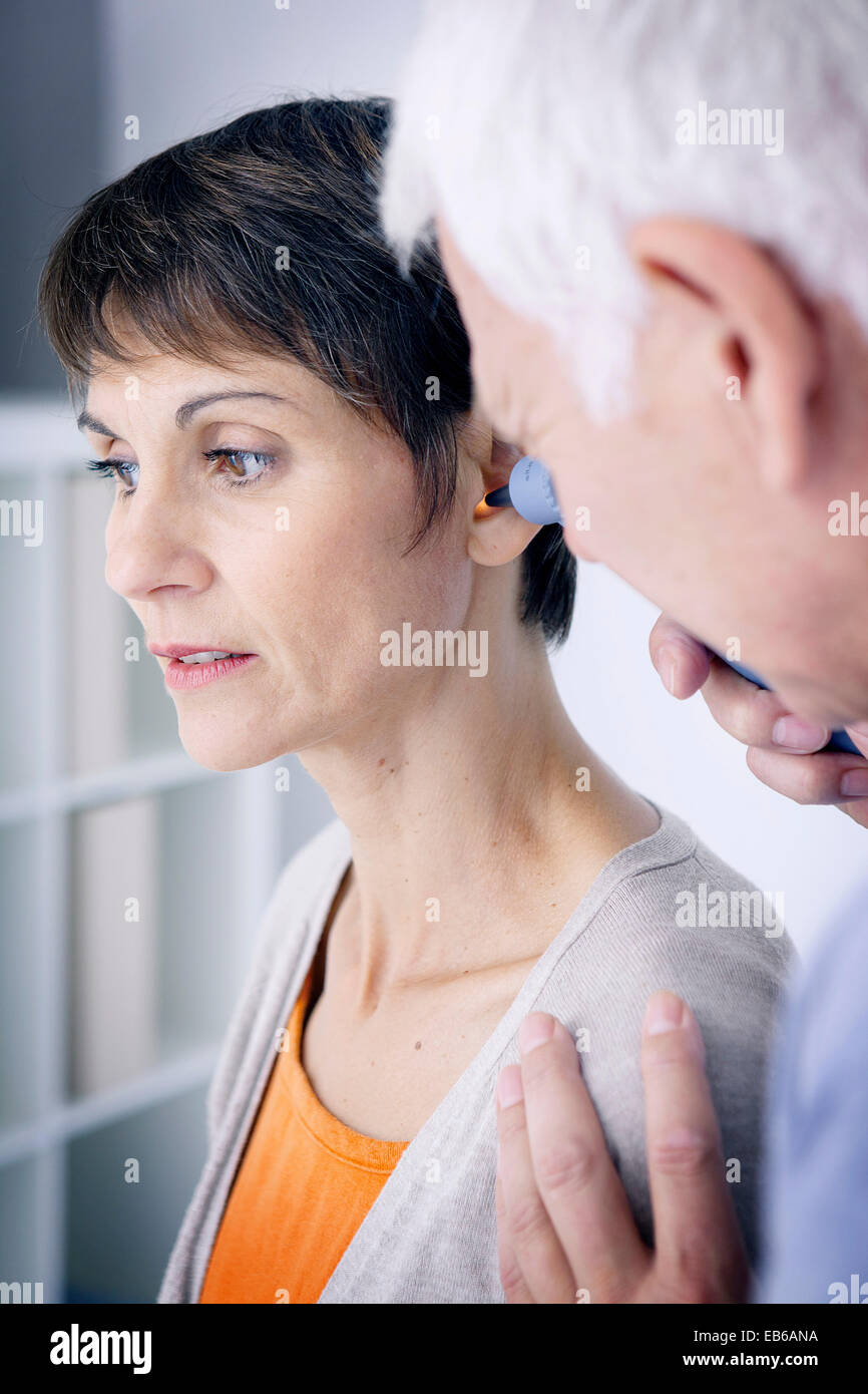 Ent examinations hi-res stock photography and images - Alamy