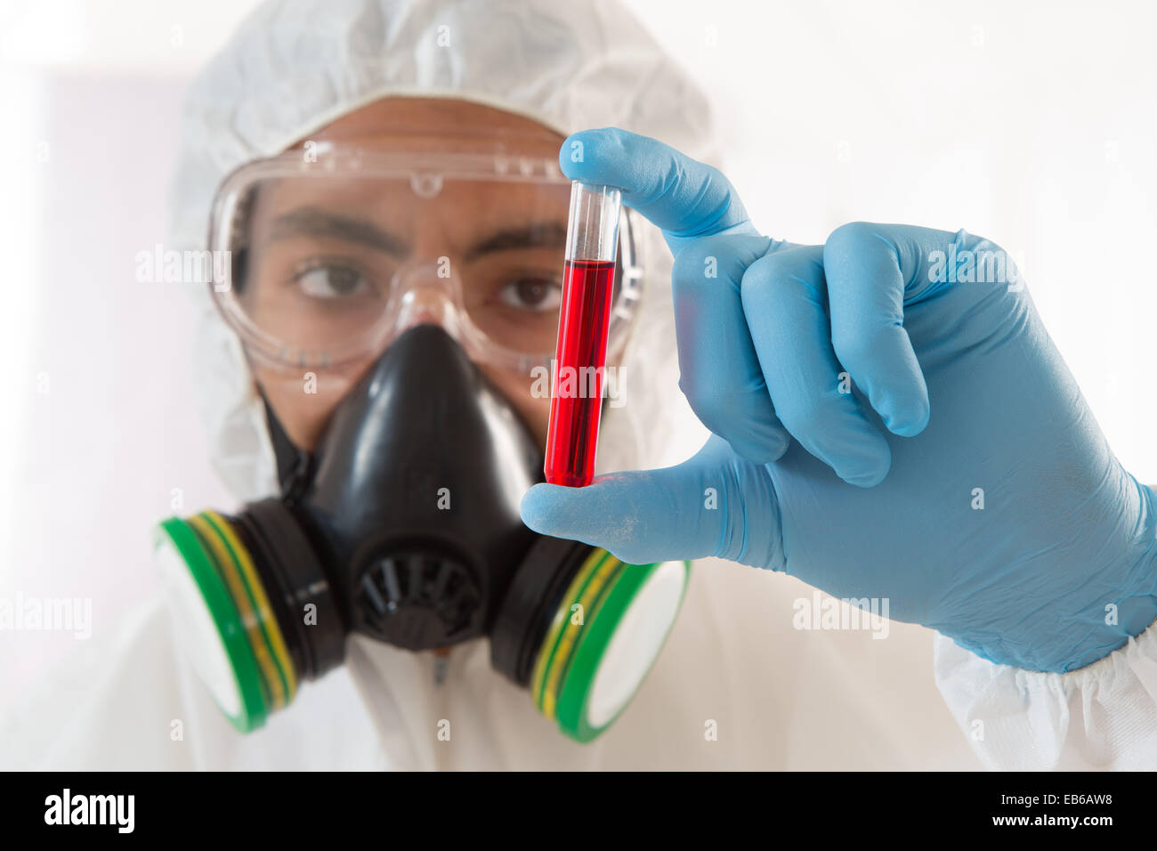 Worker lab hi-res stock photography and images - Alamy