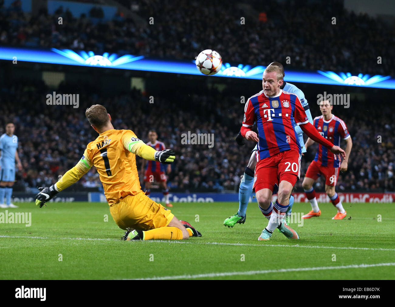 Joe hart save hi-res stock photography and images - Alamy