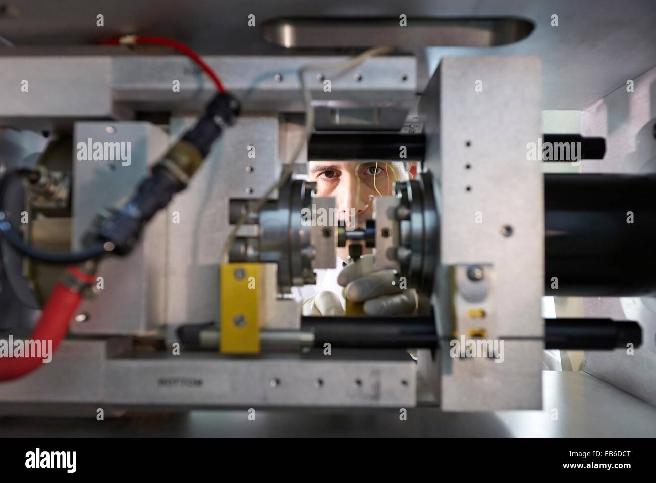 Gleeble High Resolution Stock Photography and Images - Alamy