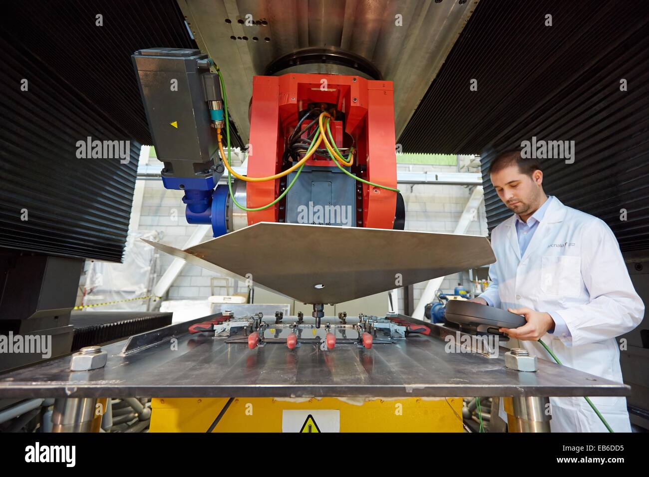 ATOM machine Forming thermally assisted incremental sheet to perform ...