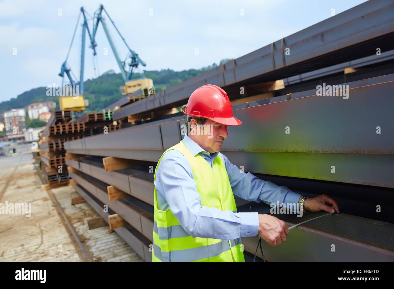Stacked Girder Steel Beam High Resolution Stock Photography and Images - Alamy