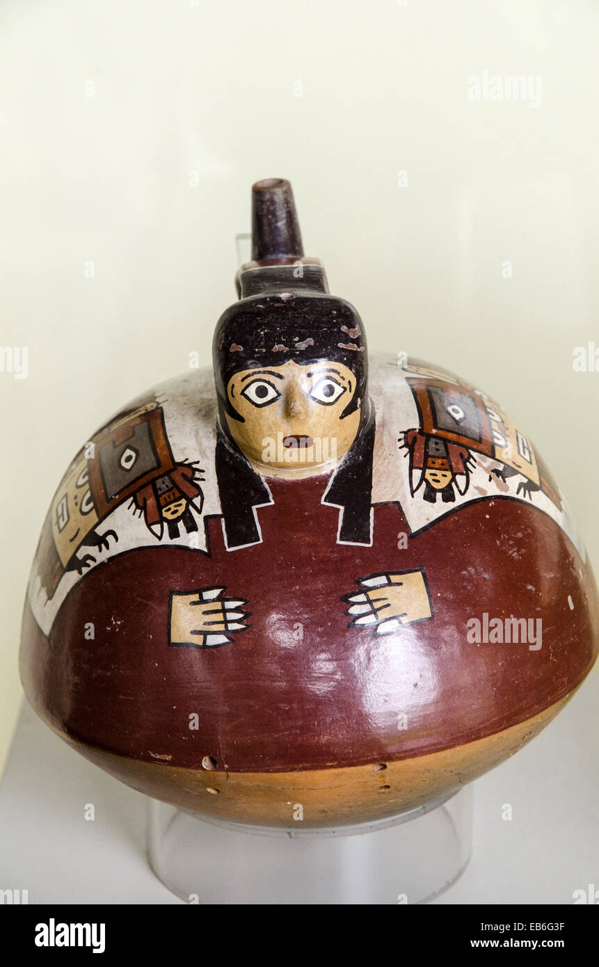 Nazca ceramic drum hi-res stock photography and images - Alamy