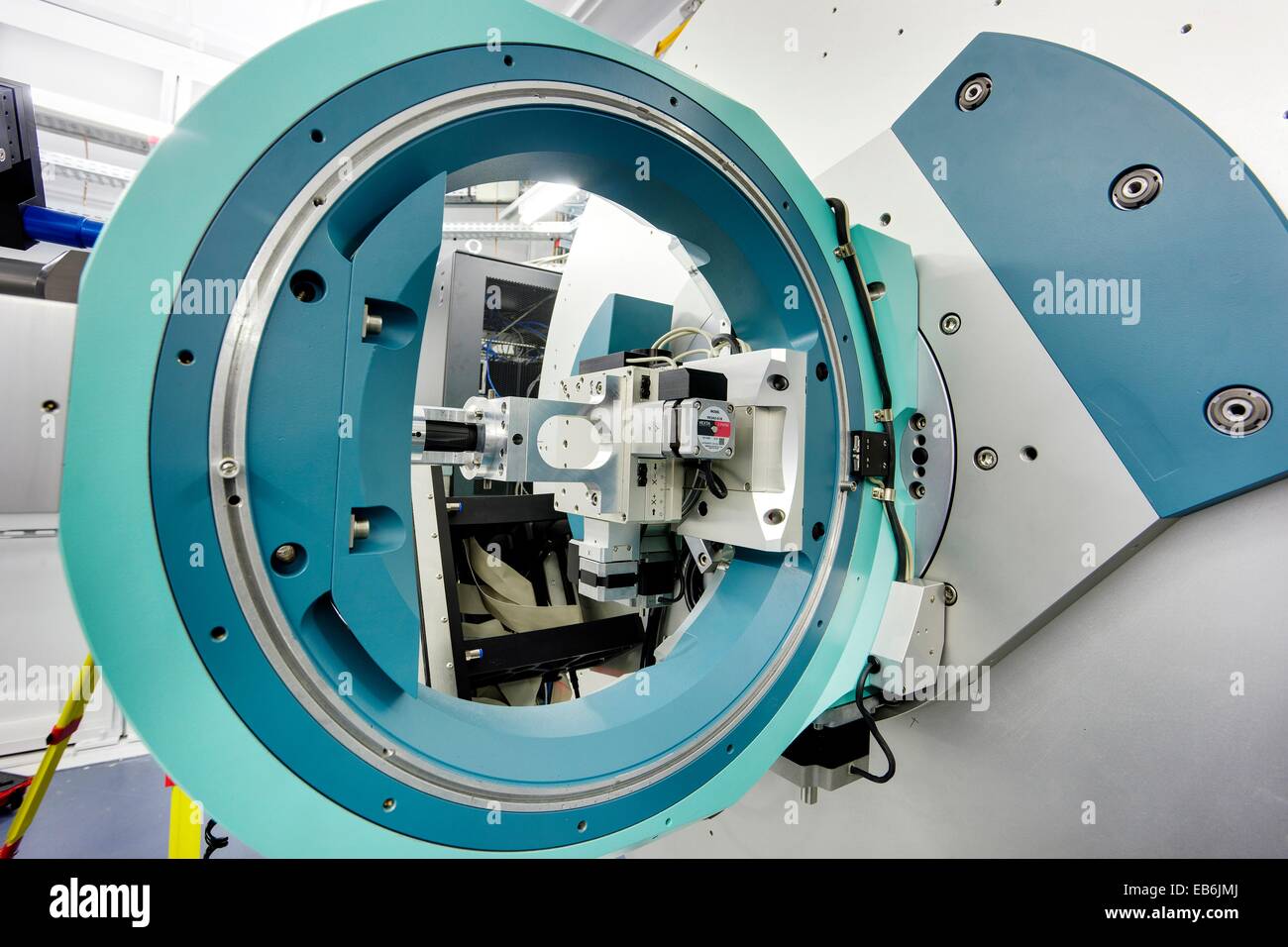 Synchrotron accelerator hi-res stock photography and images - Alamy