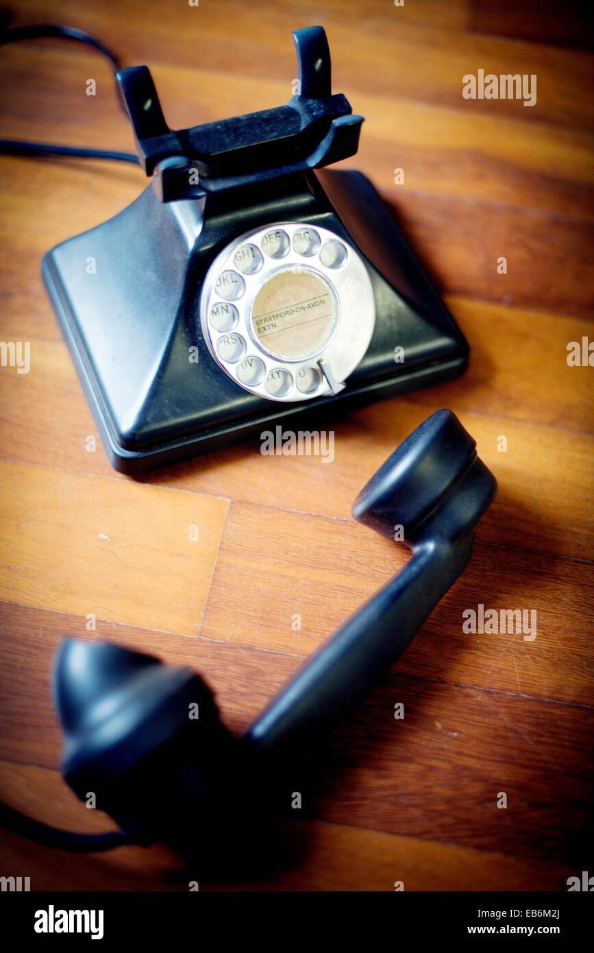 Vintage dial wheel telephone hi-res stock photography and images - Alamy