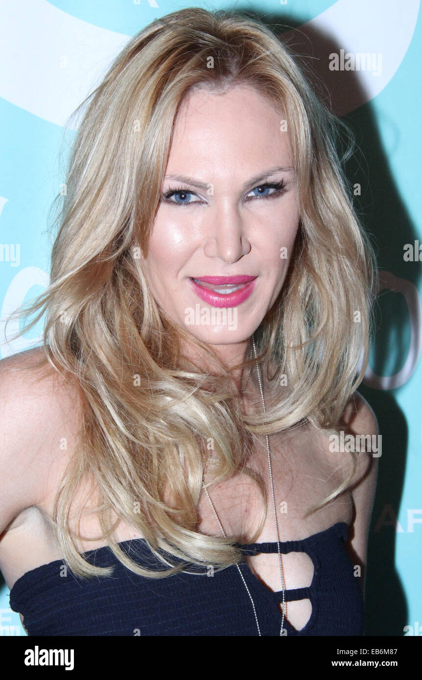 Lana Rollins's Instagram, Twitter & Facebook on IDCrawl