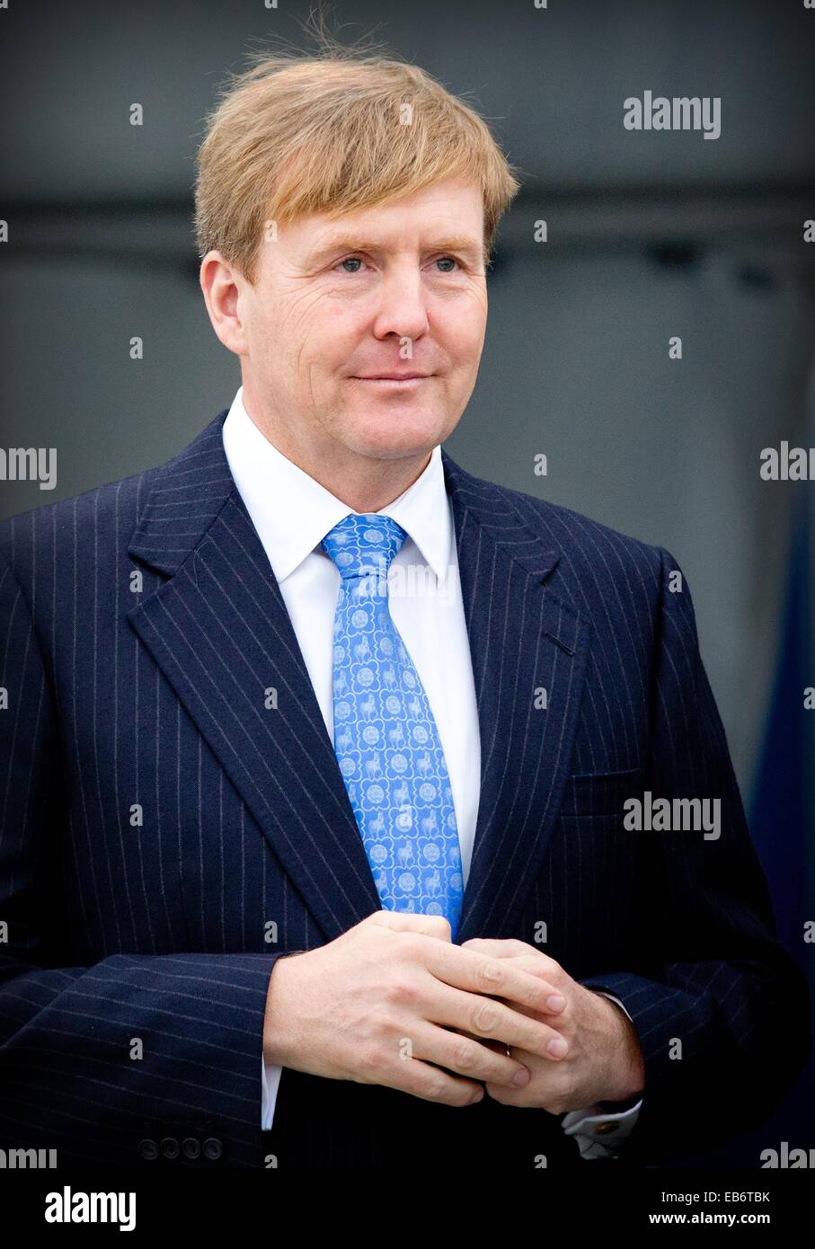 King willem alexander netherlands pilot hi-res stock photography and ...