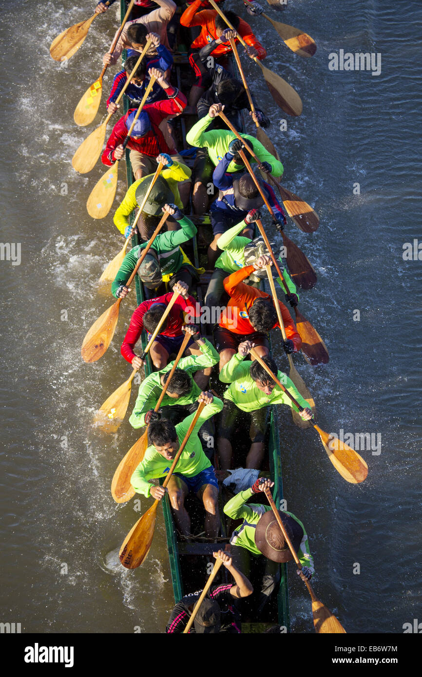 Laos boat race hi-res stock photography and images - Alamy