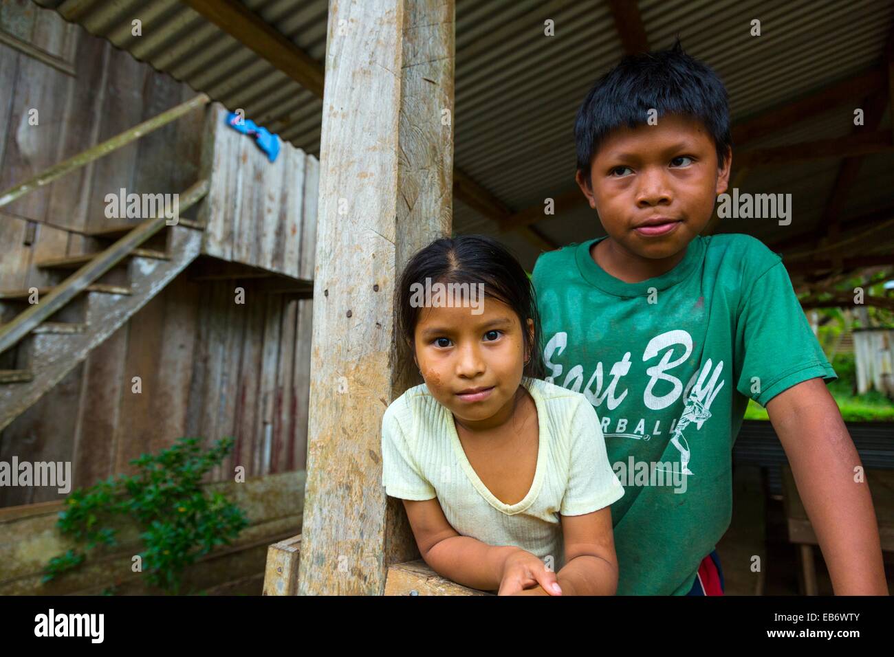 The ngabe hi-res stock photography and images - Alamy