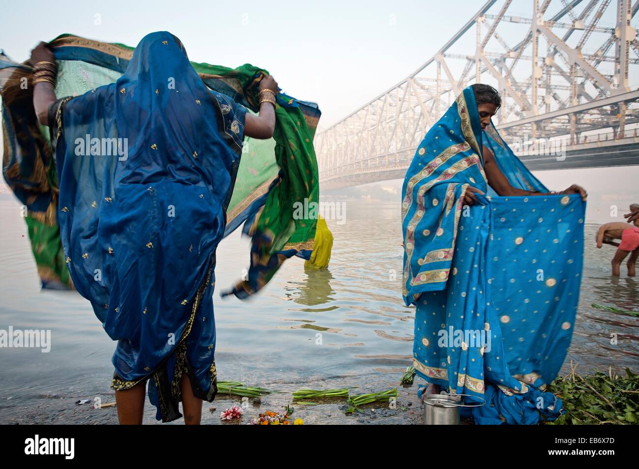 Howrah Bridge, Hooghly River, Kolkata, India, Ganges River Stock Photo ... Howrah Bridge, Hooghly River, Kolkata, India, Ganges River Stock Photo ...